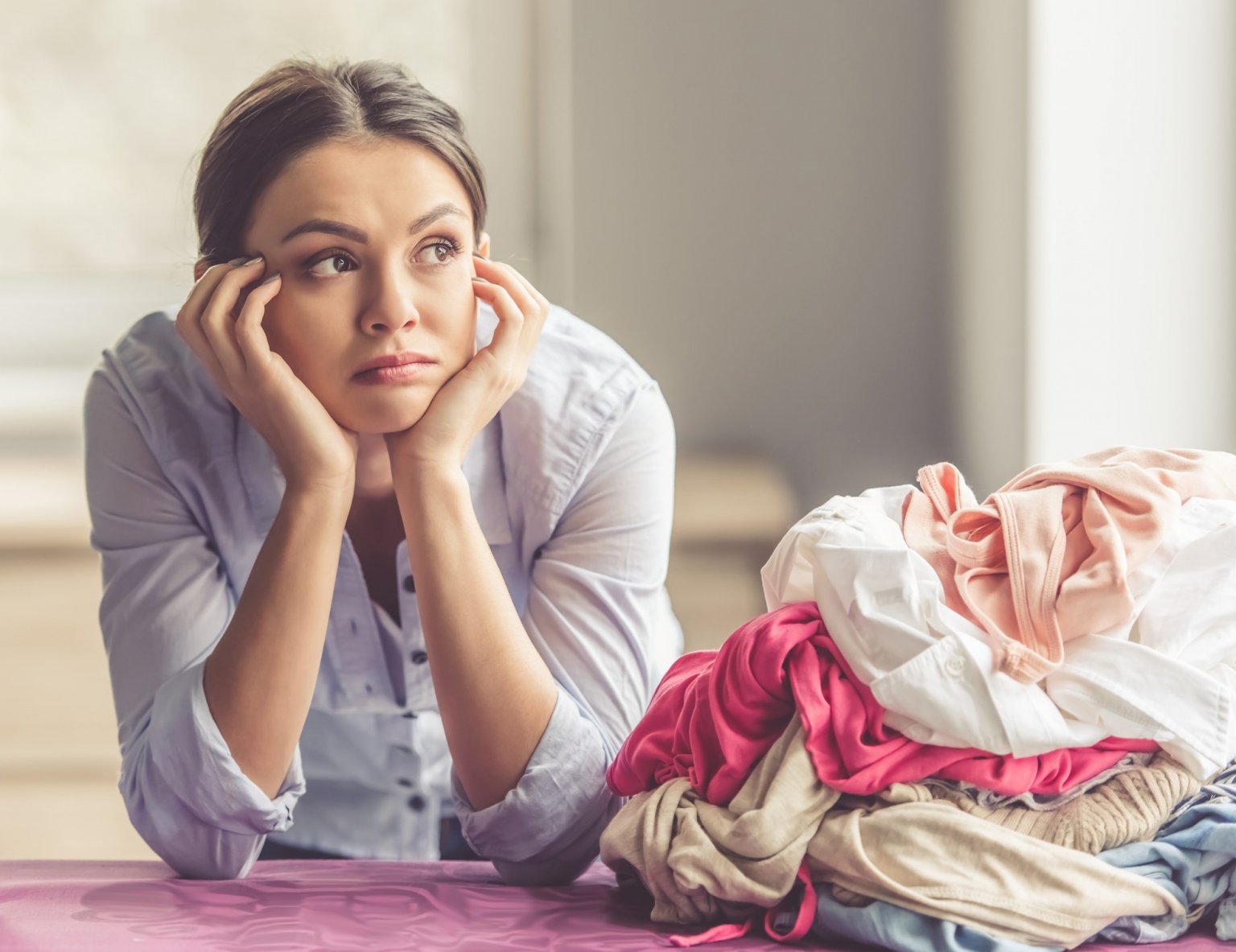 The 7 Stages of Decluttering: Expert Tips on How to Clear the Clutter ...