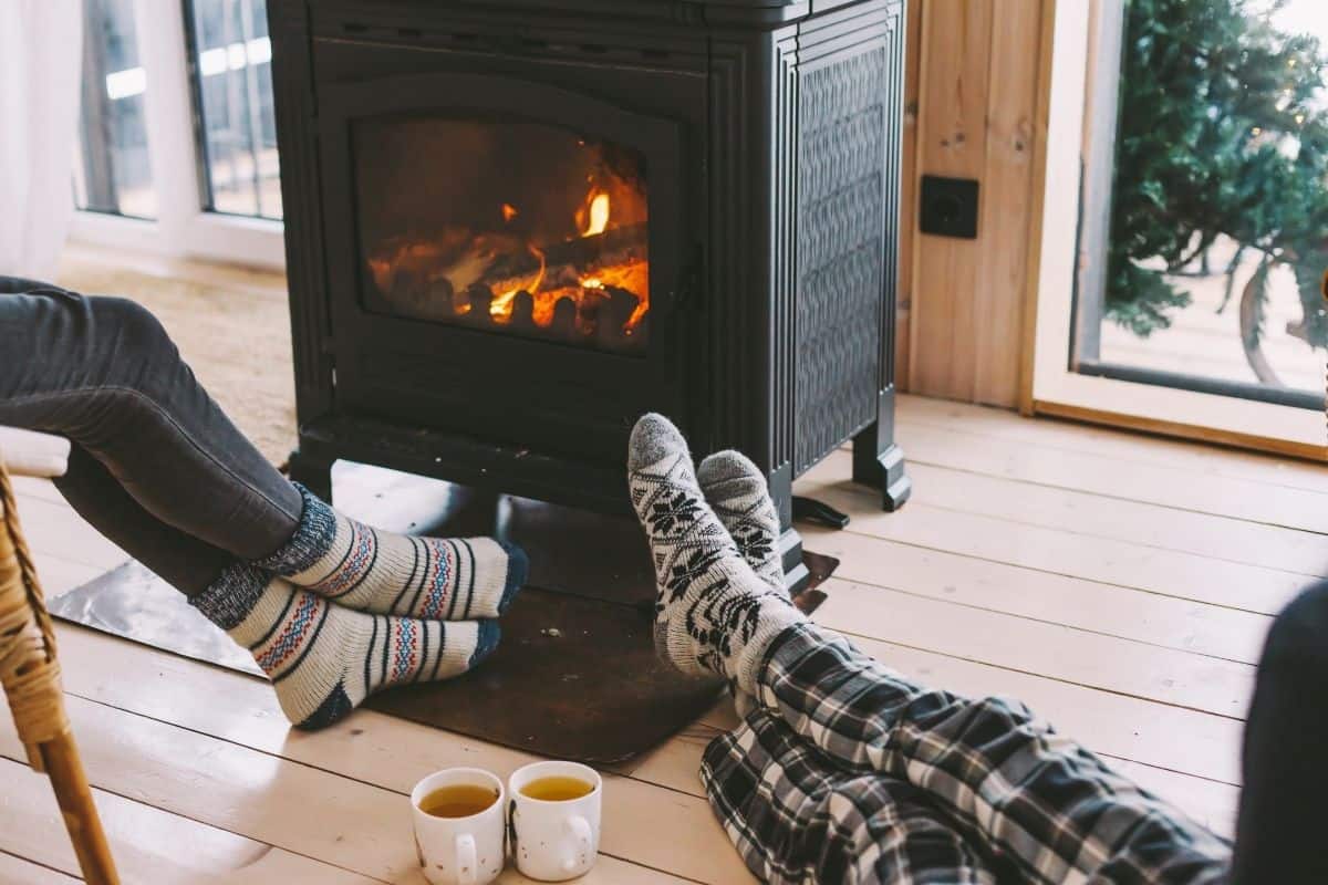 A Hygge Winter: How to Enjoy Winter When You Hate It - The Simplicity Habit