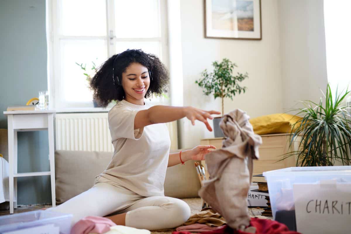 Seven Tips to Clear Clutter from Your Home - The Simplicity Habit