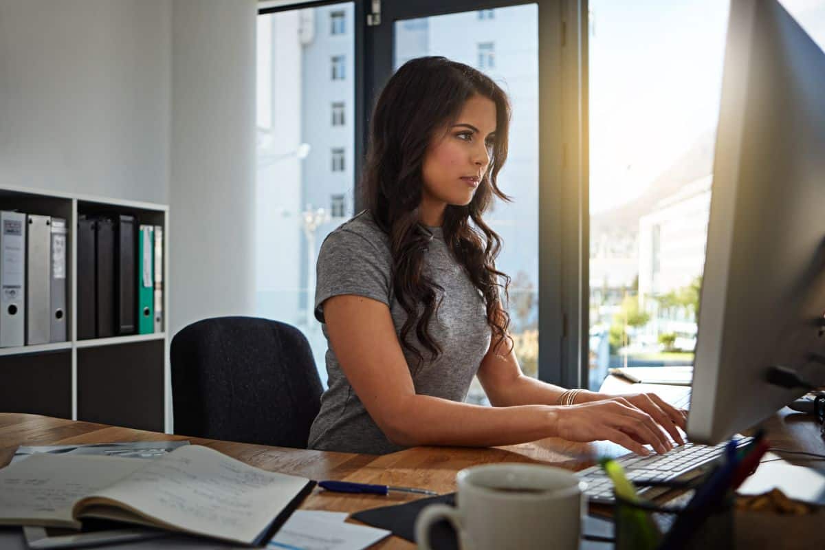 10 Good Work Habits to Help You Succeed - The Simplicity Habit