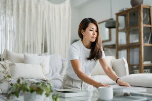 The 7 Stages of Decluttering: Expert Tips on How to Clear the Clutter ...