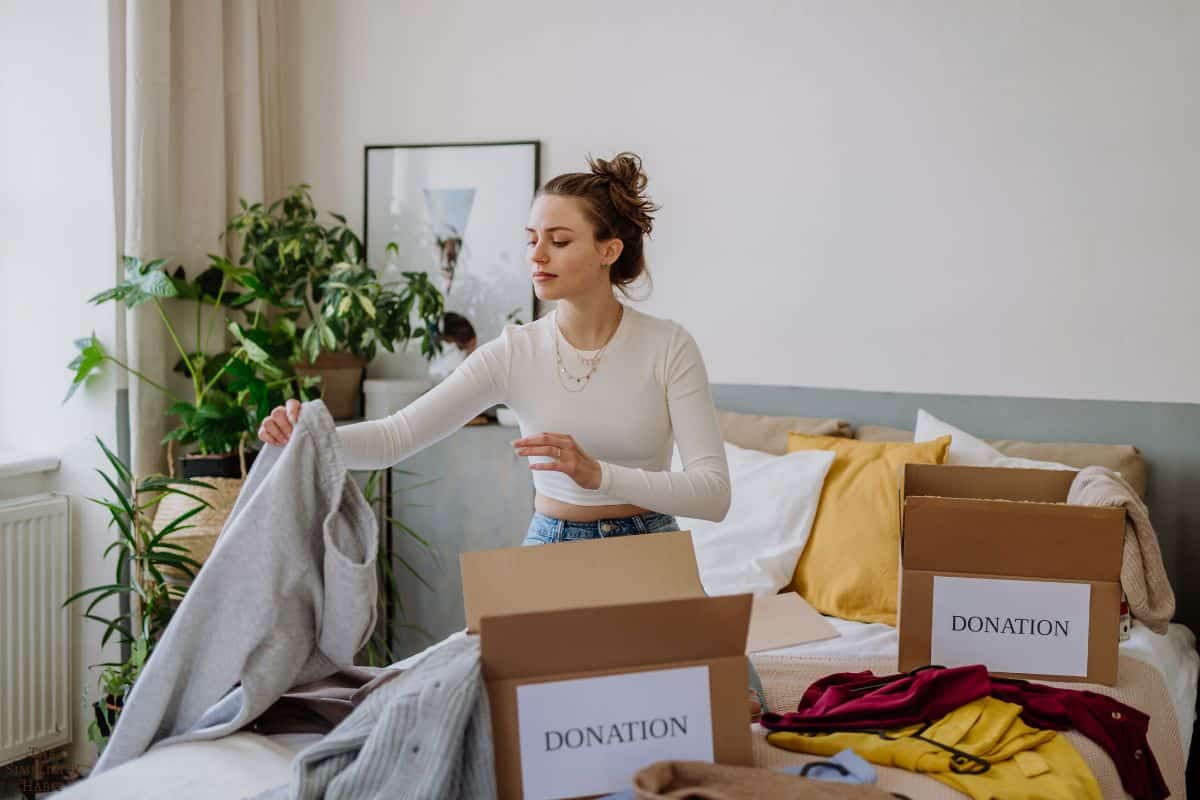 The 7 Stages of Decluttering: Expert Tips on How to Clear the Clutter ...