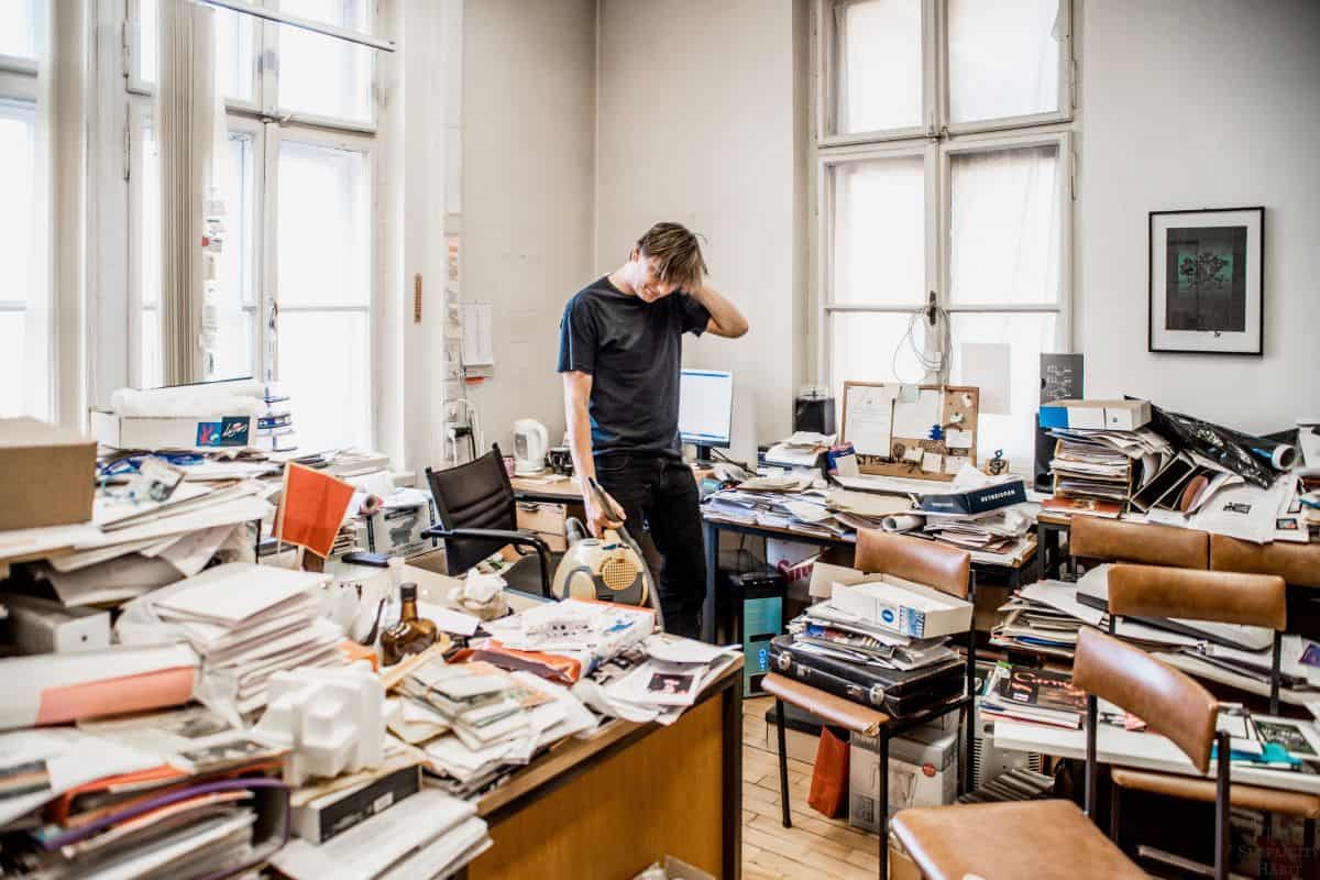 5 Signs That You Are Clutter Blind (& How You Can Cure It) - The ...